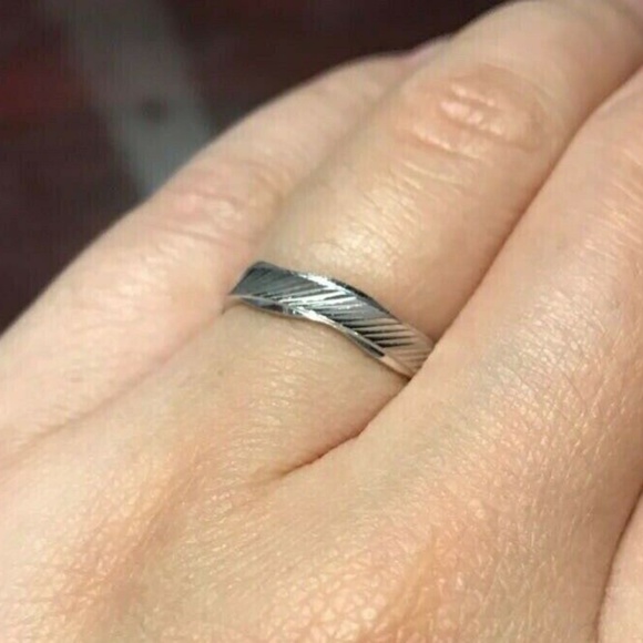 TSL | Jewelry | Authentic Tsl Women Solid Platinum Pt 95 Ring 5 | Poshmark